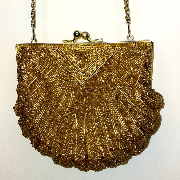La Regale | Bags | Vintage 560s La Regale Golden Beaded Clutch Kiss ...